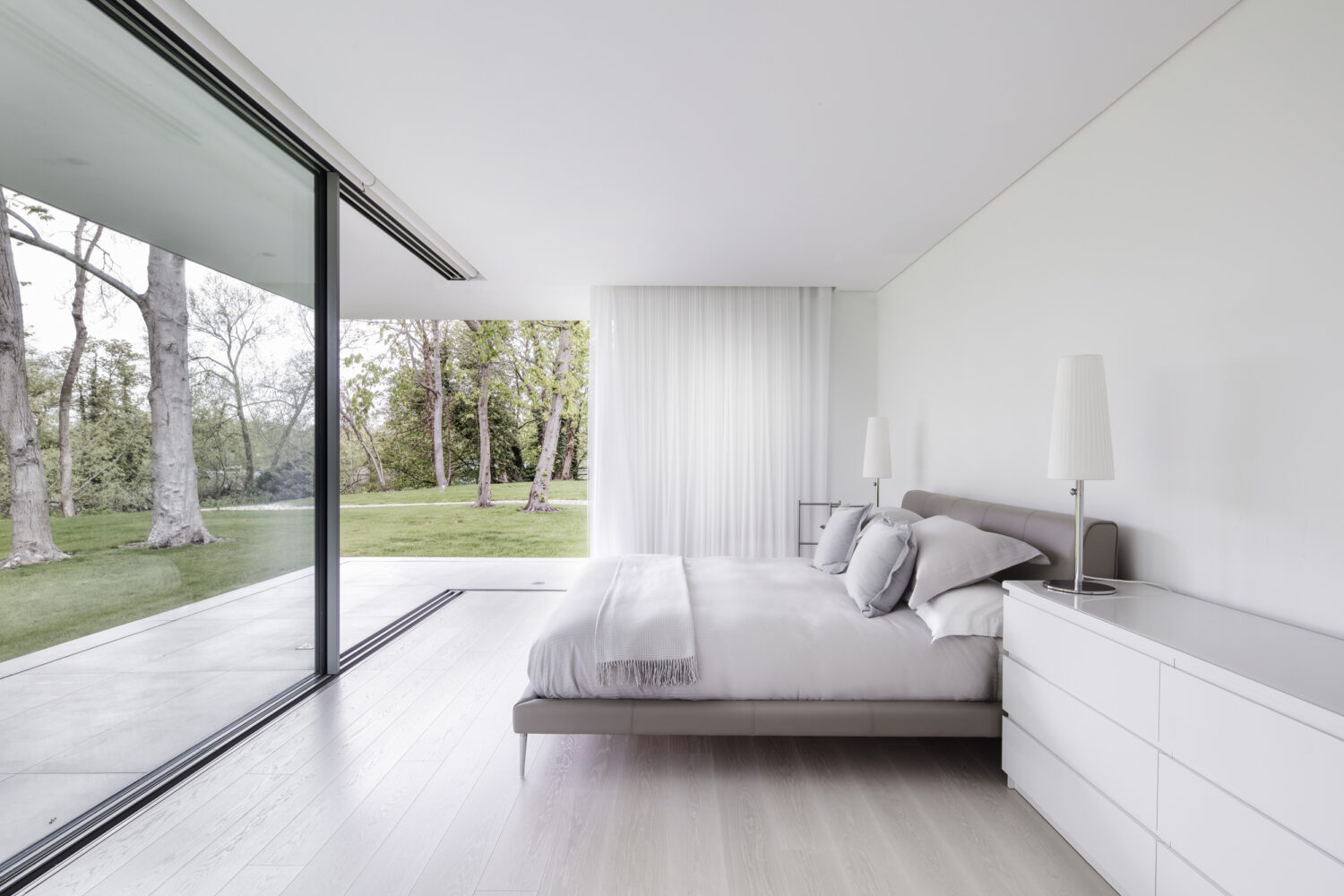 Contemporary Riverside Pavilion Architect Design | HollandGreen Architects