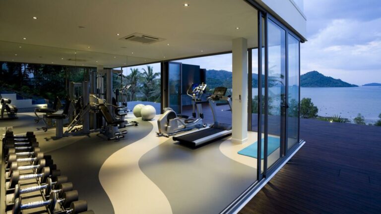 Luxury Gyms: Creating Spaces for Exercise & Reflection - HollandGreen
